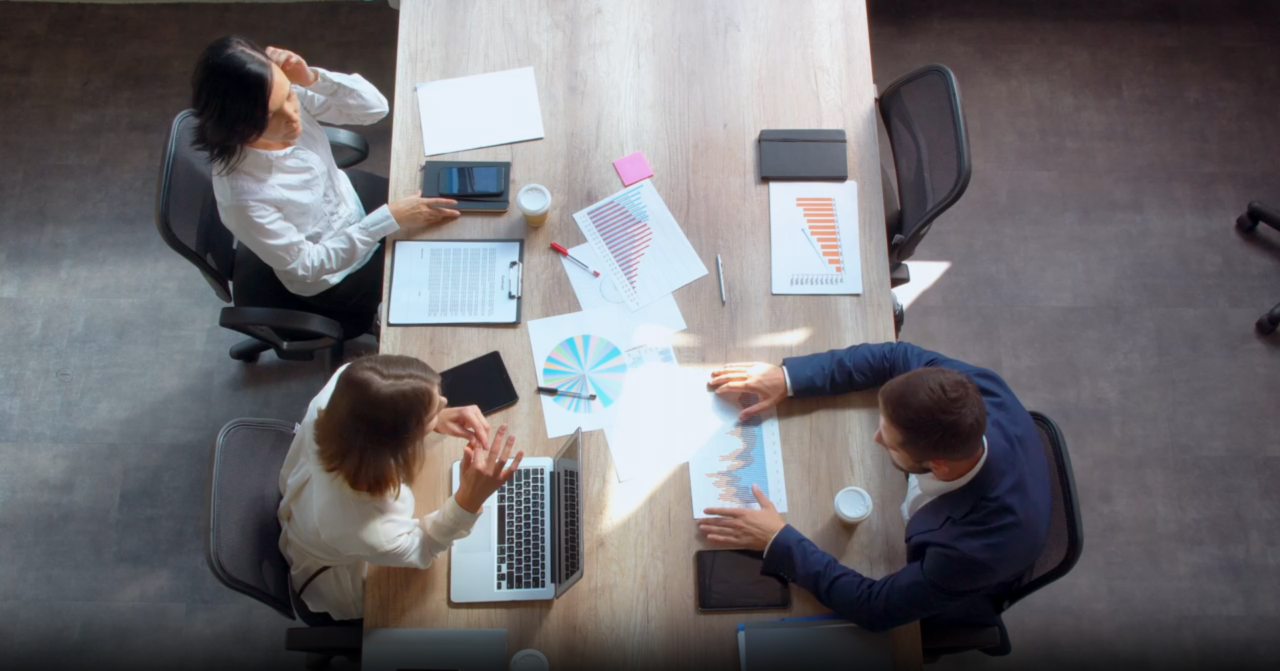 Comprehensive eLearning and Software Solutions | HexaLearn’s Custom Services